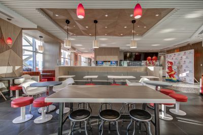 Jollibee - Mississauga Bar & Restaurants Construction Project | BUILD IT