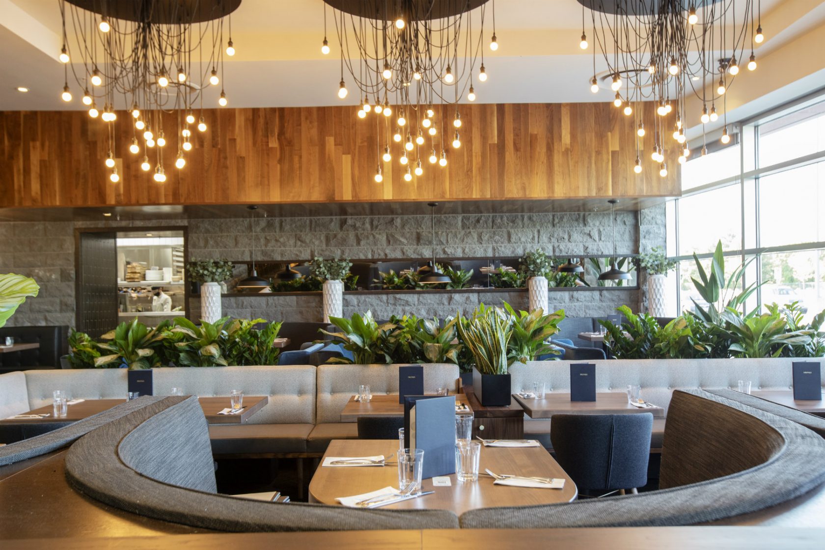 How to Start a Restaurant | BUILD IT