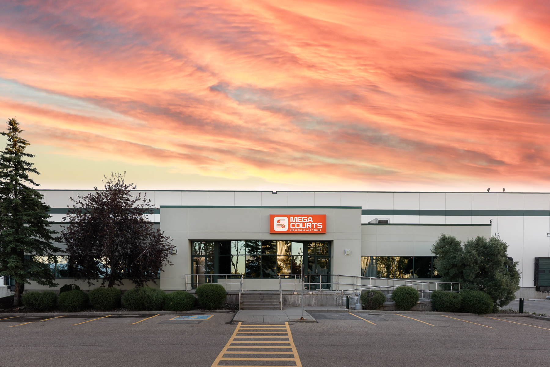 Megacourts - Sports Facility Construction Project | BUILD IT